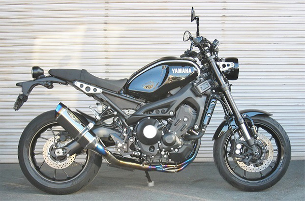 YAMAHA XSR900